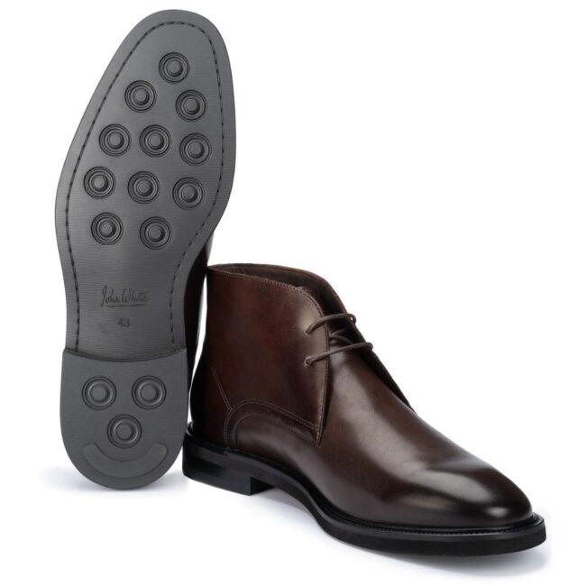 John White Castle Brown Calf Chukka Boot | Menswear Online